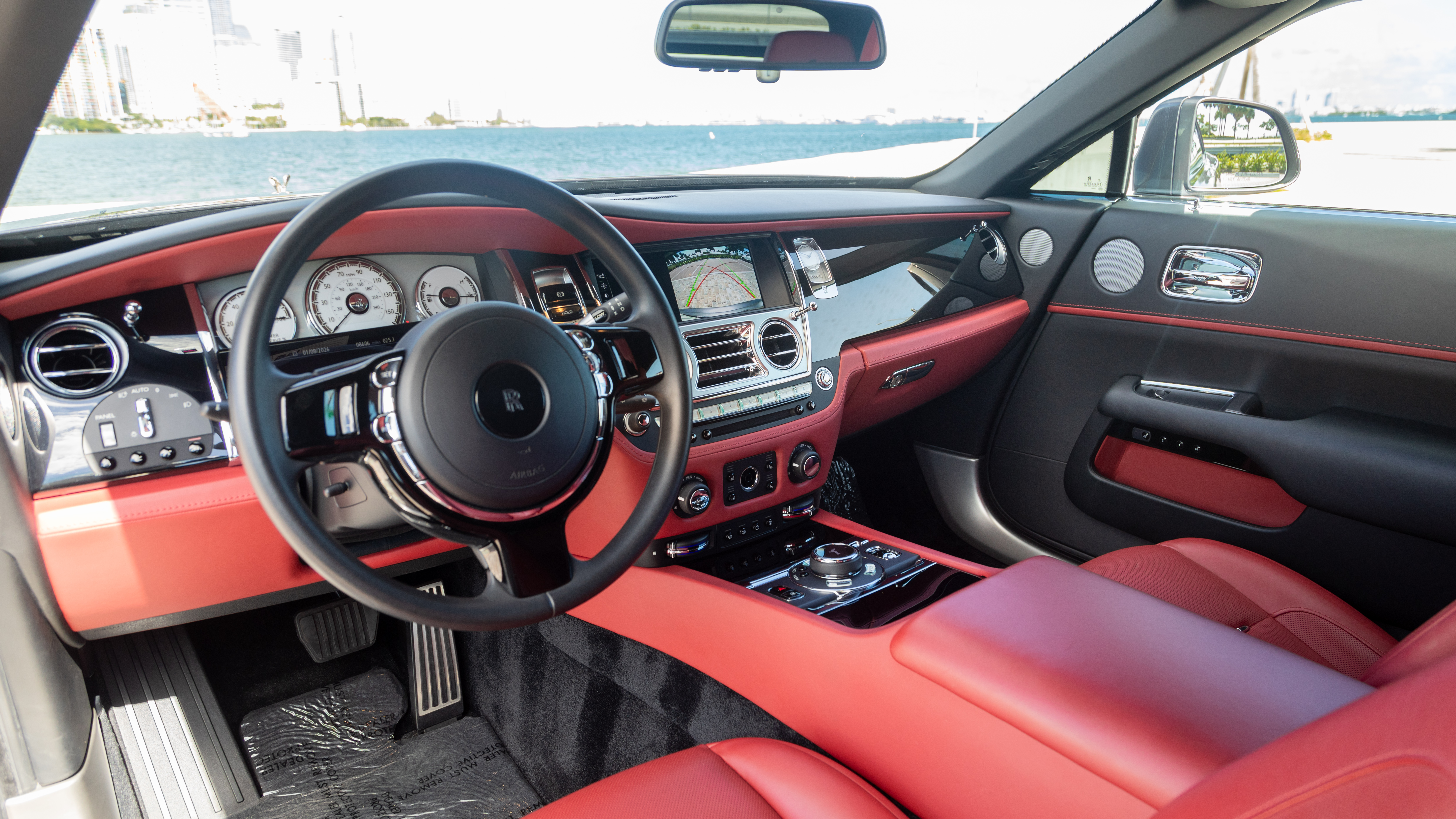 2019 Rolls-Royce Dawn Convertible for sale on Sotheby’s Motorsport ...